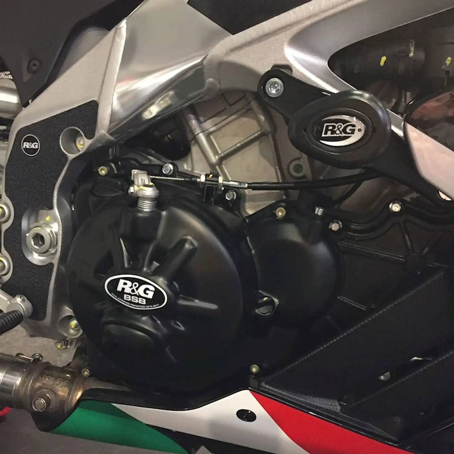 Engine Case Covers - RACE SERIES - for Aprilia RSV4 RR/RF '15-, Tuono ...