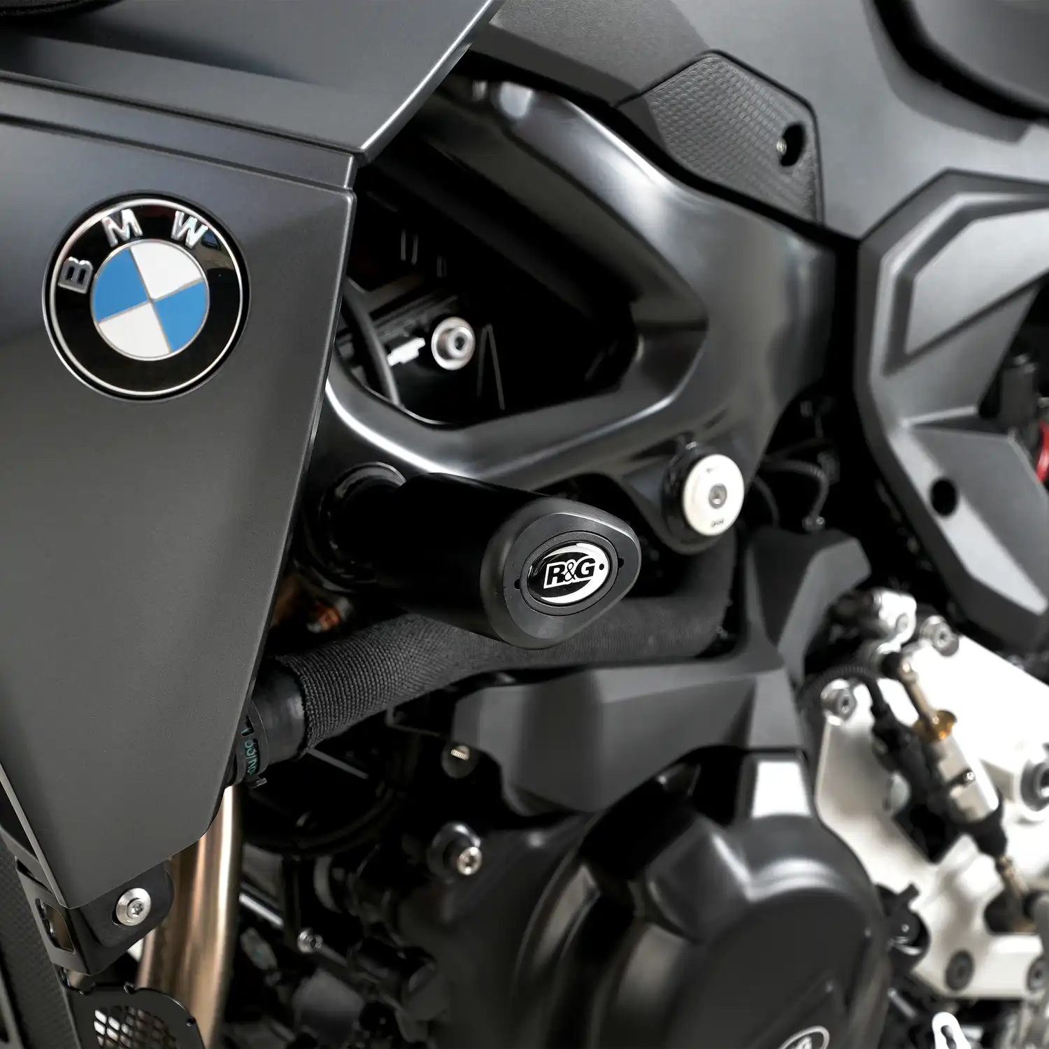 Crash Protectors - Aero Style for BMW F900 R '20- , F900 GS '24-(Front)