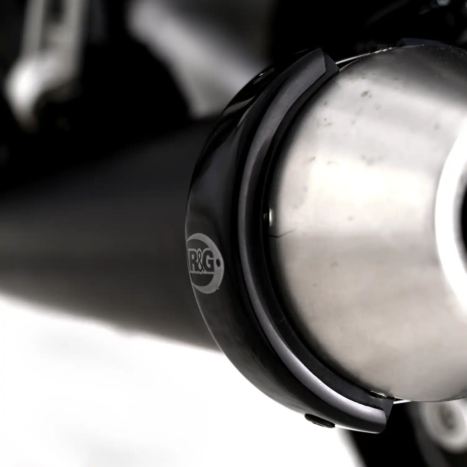 Exhaust Protector for round style exhausts (Circumference up to 40cm ...