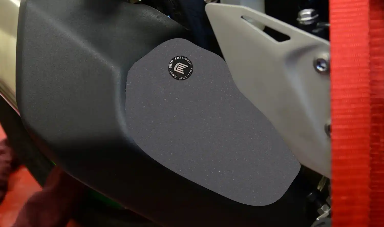 Eazi-Grip Scuff Guard Kit to fit Kawasaki H2 SX '18-