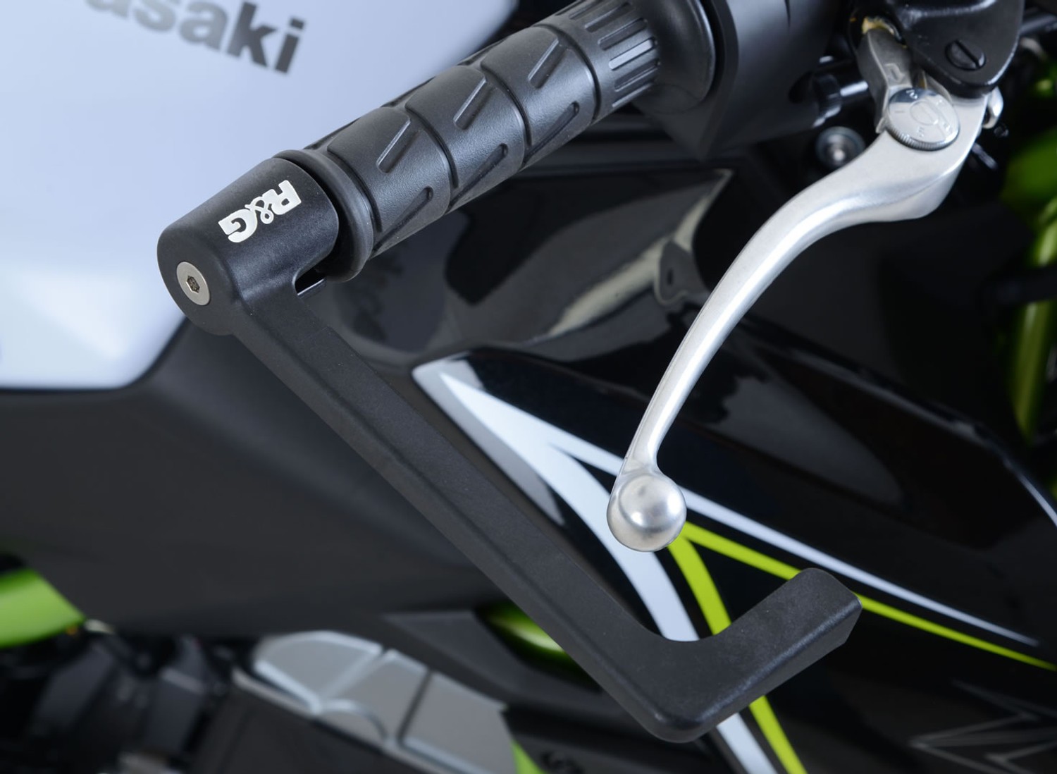 Moulded Lever Guard for Kawasaki Z650 '17- and Ninja 650 '17